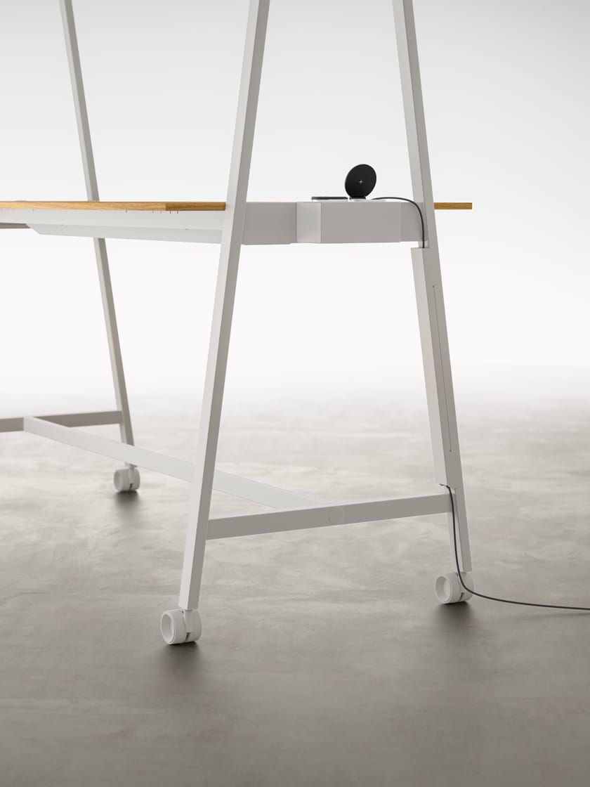 PAG SOCIAL TABLE Meeting table By DVO