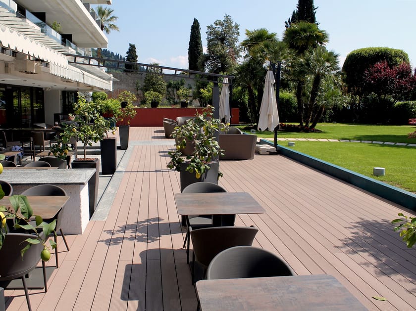 DÉCOWOOD CLASSIC Decking in legno composito di prima generazione By Déco