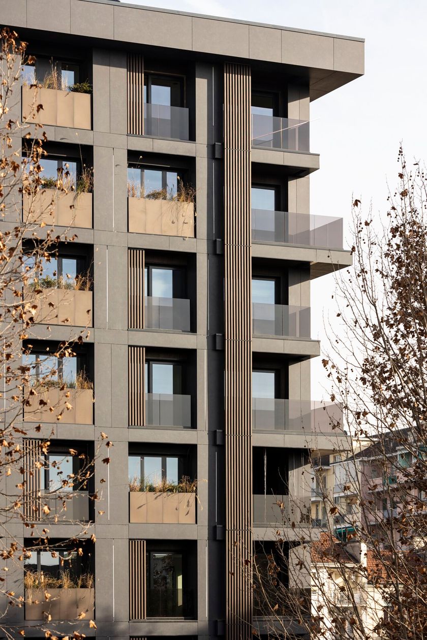 FIREWALL Engineered wood decking By Déco