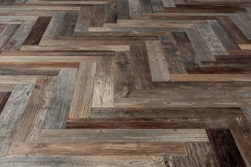 BÂTON ROMPU ORME CENTENAIRE RECYCLÉ Flooring By Décoplus Parquets