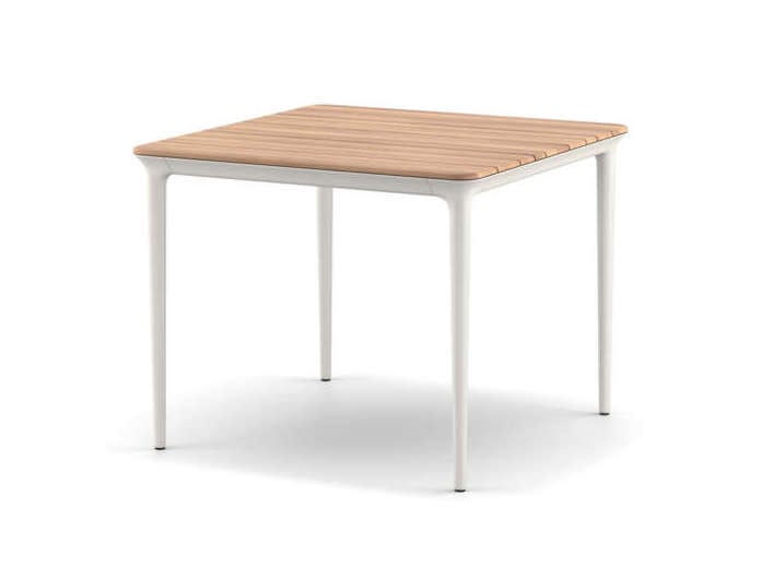 BELLMONDE Garden table By DEDON | design Henrik Pedersen