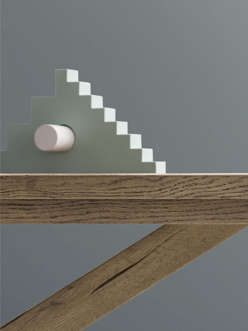 CASTLE Rectangular oak table By Devina Nais