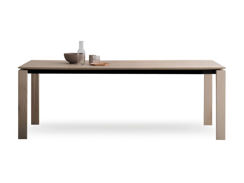 VOGUE Table By Devina Nais