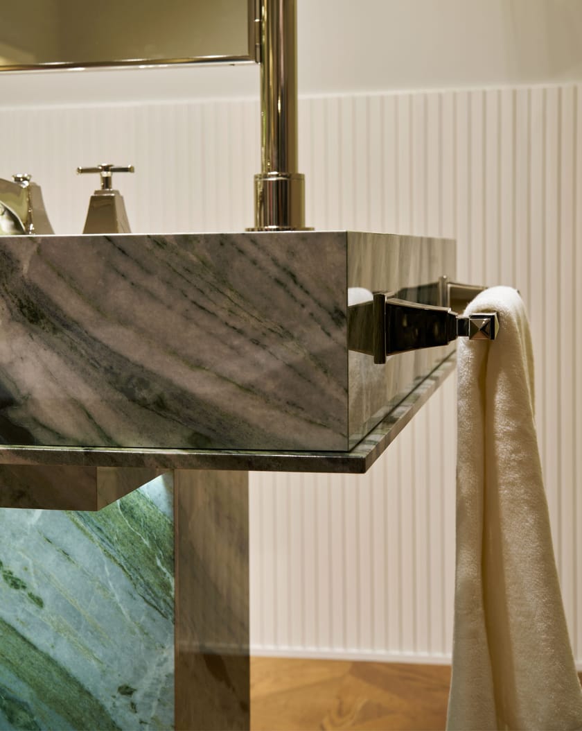 MY LOVE WATER VANITY MASTER Double vanity unit with integrated washbasin By Devon&Devon