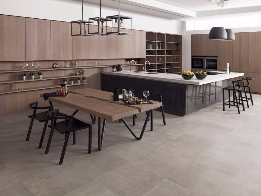 Wood and glass fitted kitchen E7.60 / E3.60 By GAMADECOR