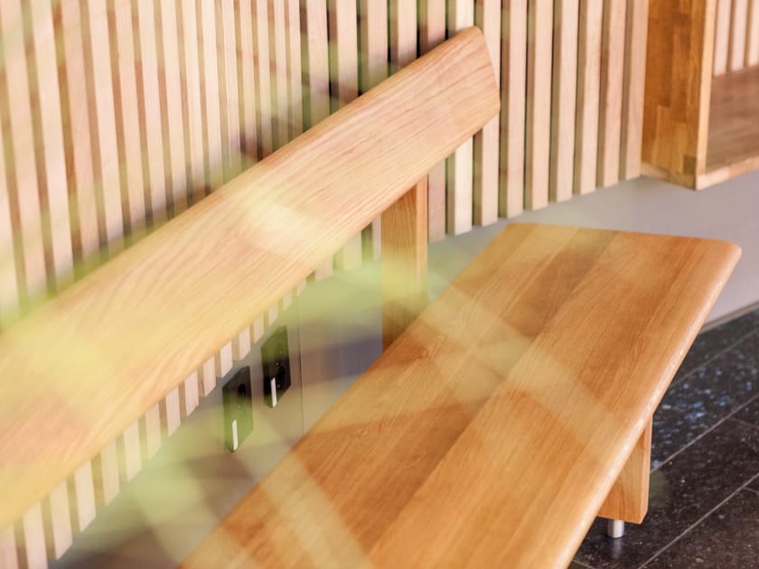 EDO | Solid wood bench By VESTRE