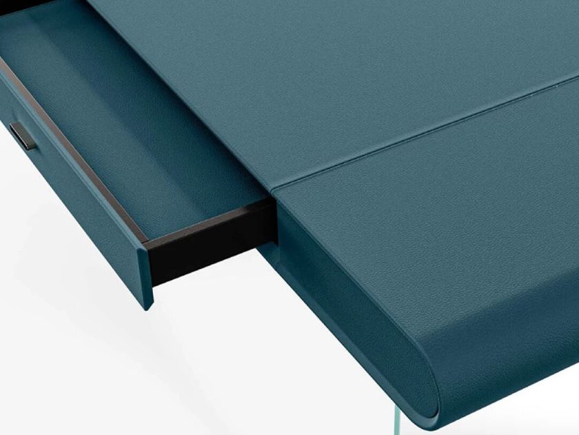 BICE Writing desk By EFORMA
