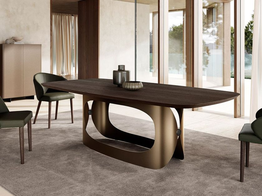 POLIFEMO Table with painted metal base and wood top By EFORMA