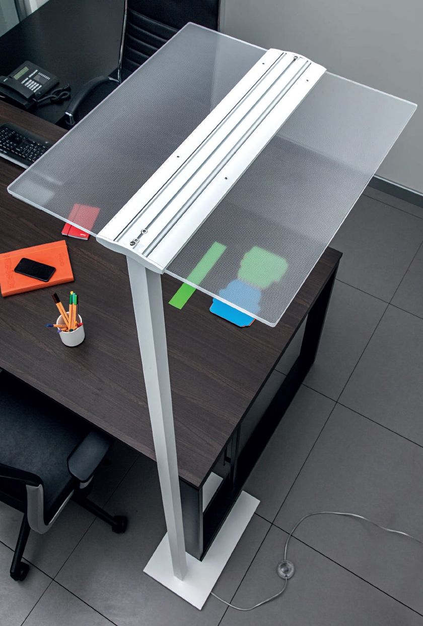 EIFFEL | Floor lamp By Plexiform