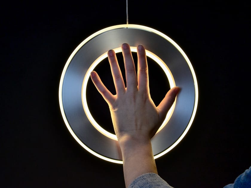 ELECTRON LED Pendelleuchte By Karice Lighting | design Jordan Nicolas ...