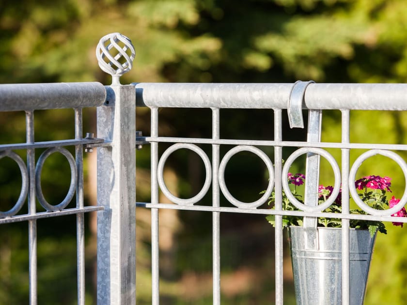 BELLUNO Parapet By ELEO