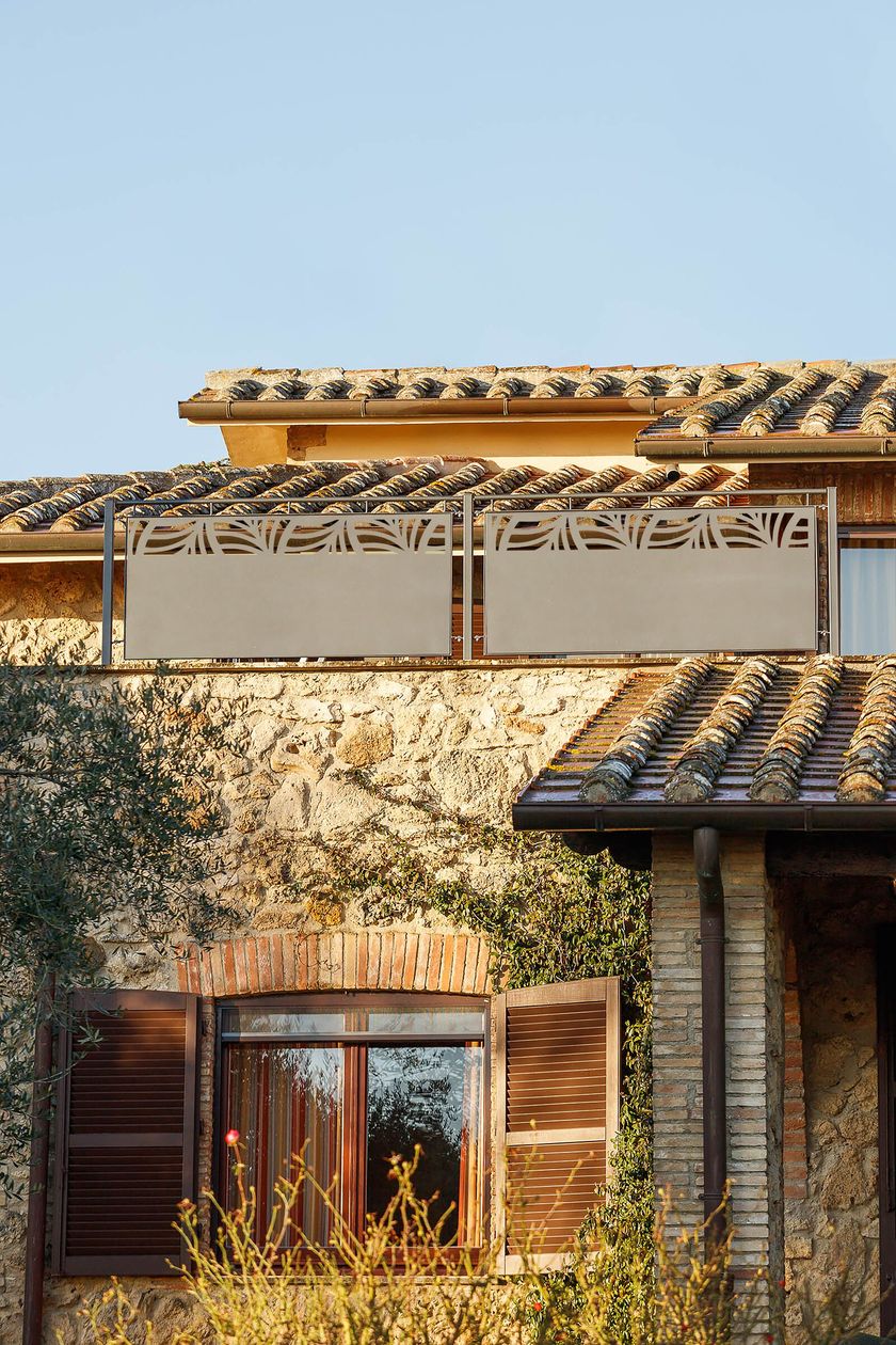 Outdoor railing systems Parapet By ELEO