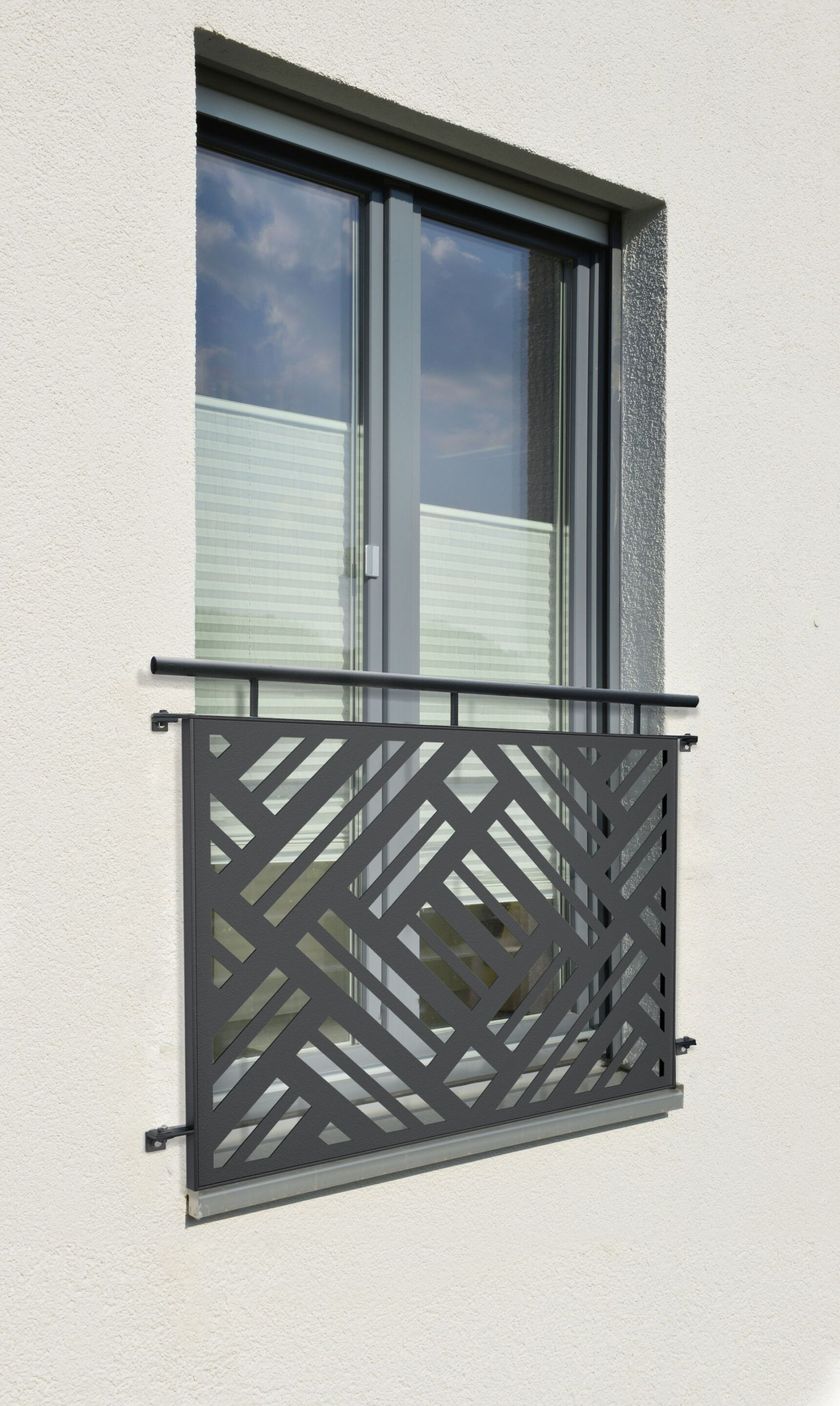 Outdoor railing systems Parapet By ELEO