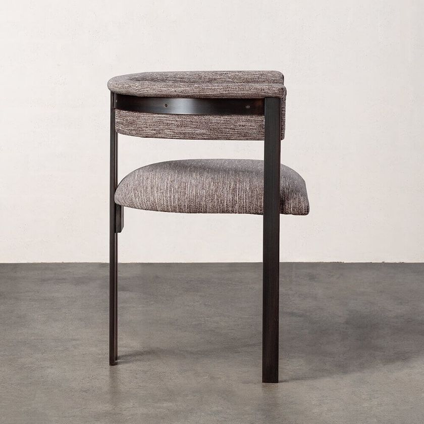 Sedia imbottita in metallo con braccioli ELLIOTT By Kelly Wearstler ...