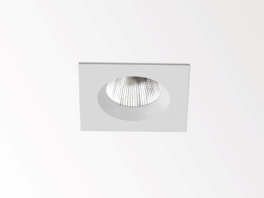 EN-SUITE S spot By Delta Light
