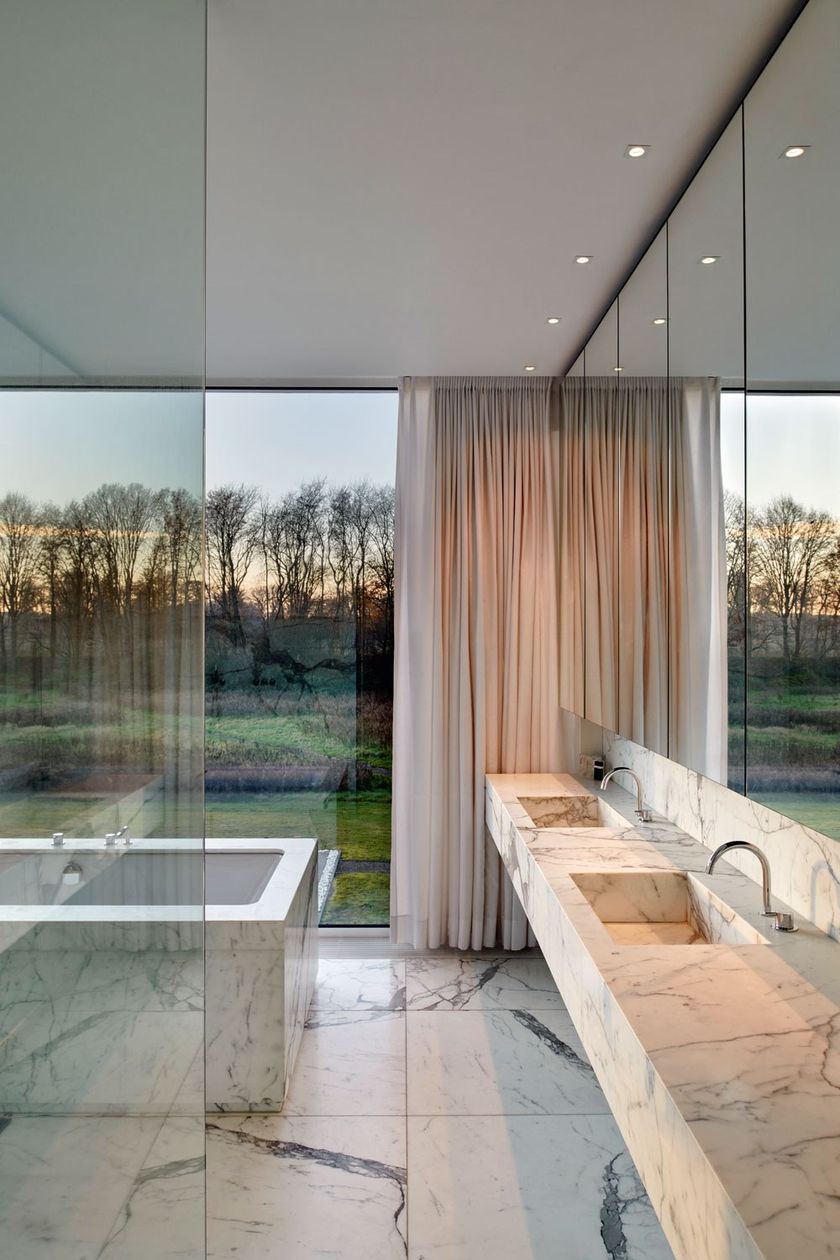 EN-SUITE S Spot By Delta Light