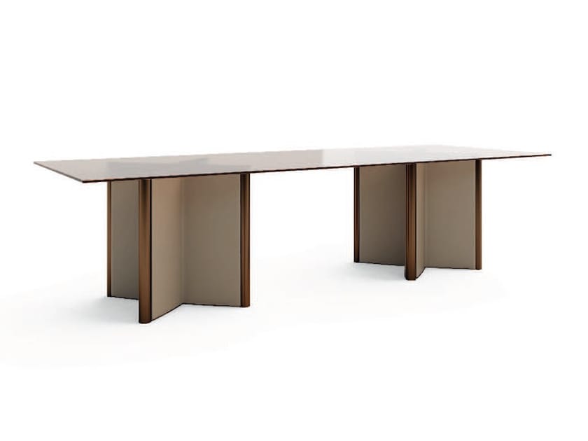 VALEO Rectangular glass meeting table By ENRICO PELLIZZONI | design EPCR