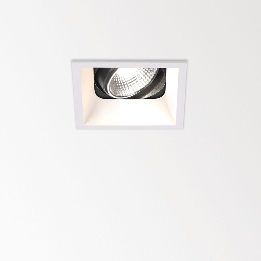 ENTERO SQ-S Spot LED ajustável quadrado By Delta Light