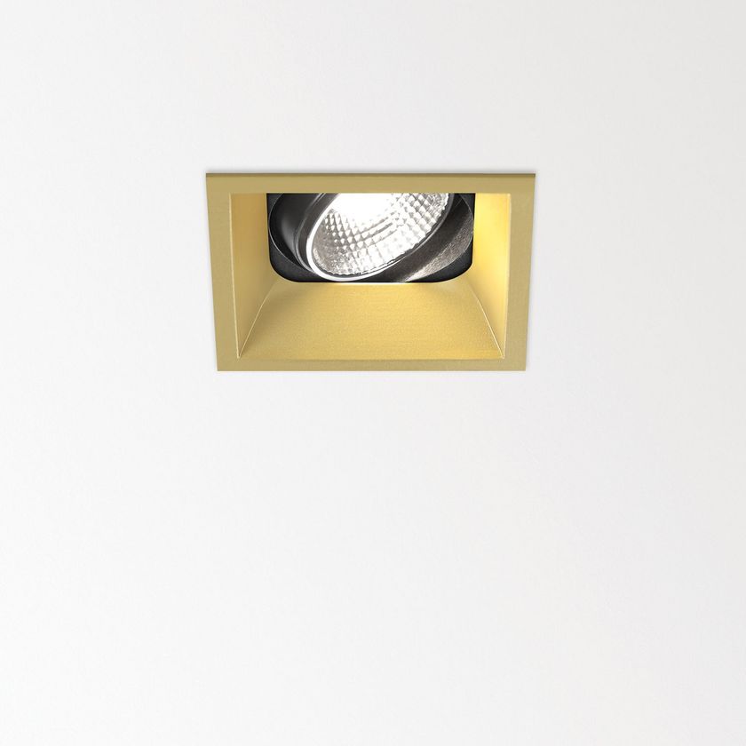ENTERO SQ-S Spot LED ajustável quadrado By Delta Light