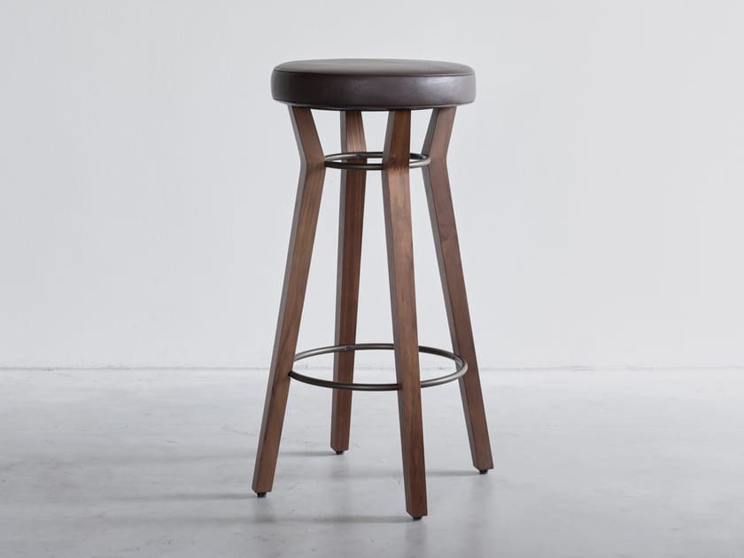 EOS stool By Van Rossum design Frederik Delbart