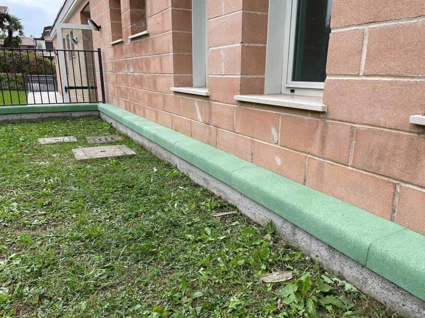 EPDM Rubber corner protection EPDM rubber Impact protection By ProExpanso