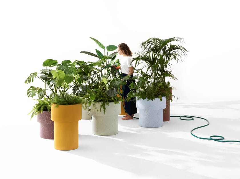 ERASMO | Round vase vase By Cimento design Patricia Urquiola