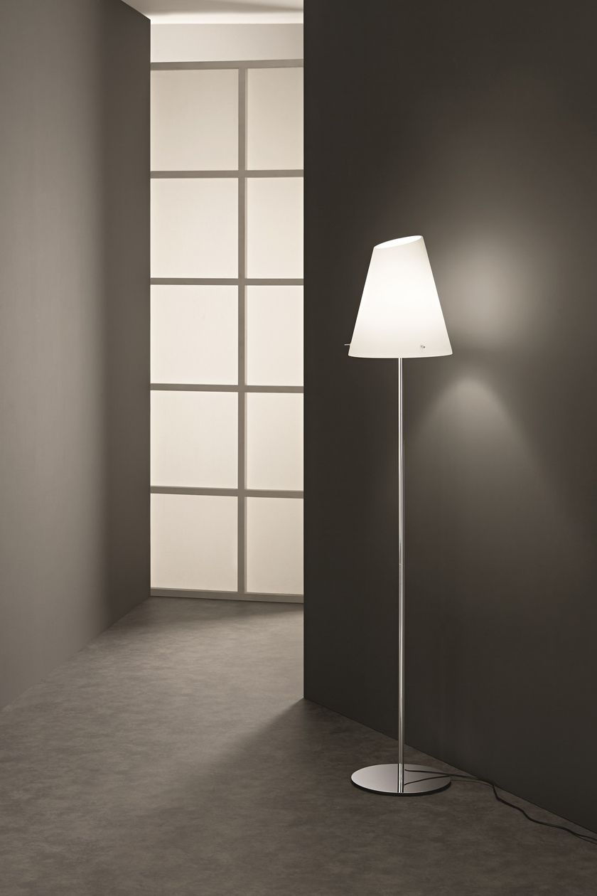 ERMES Opal glass floor lamp By Fan Europe Lighting