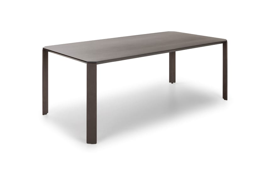 ERMETE | 桌子 Ermete系列 By True Design 设计师Leonardo Rossano, Debora Mansur