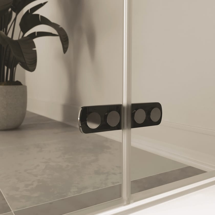 ETO HINGE WITH INLINE PANEL DOOR Glass hinged door with inline panel By ...