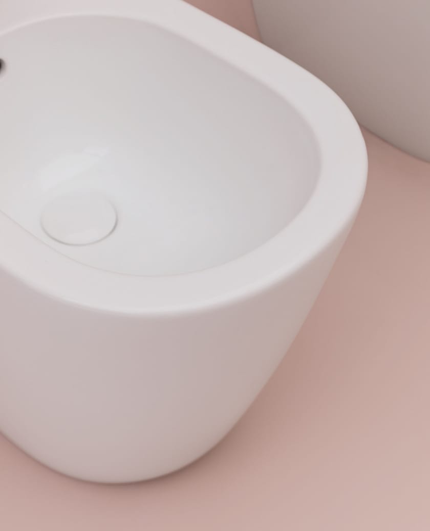 EVA | Bidet a pavimento By Axa design Alessandro Paolelli