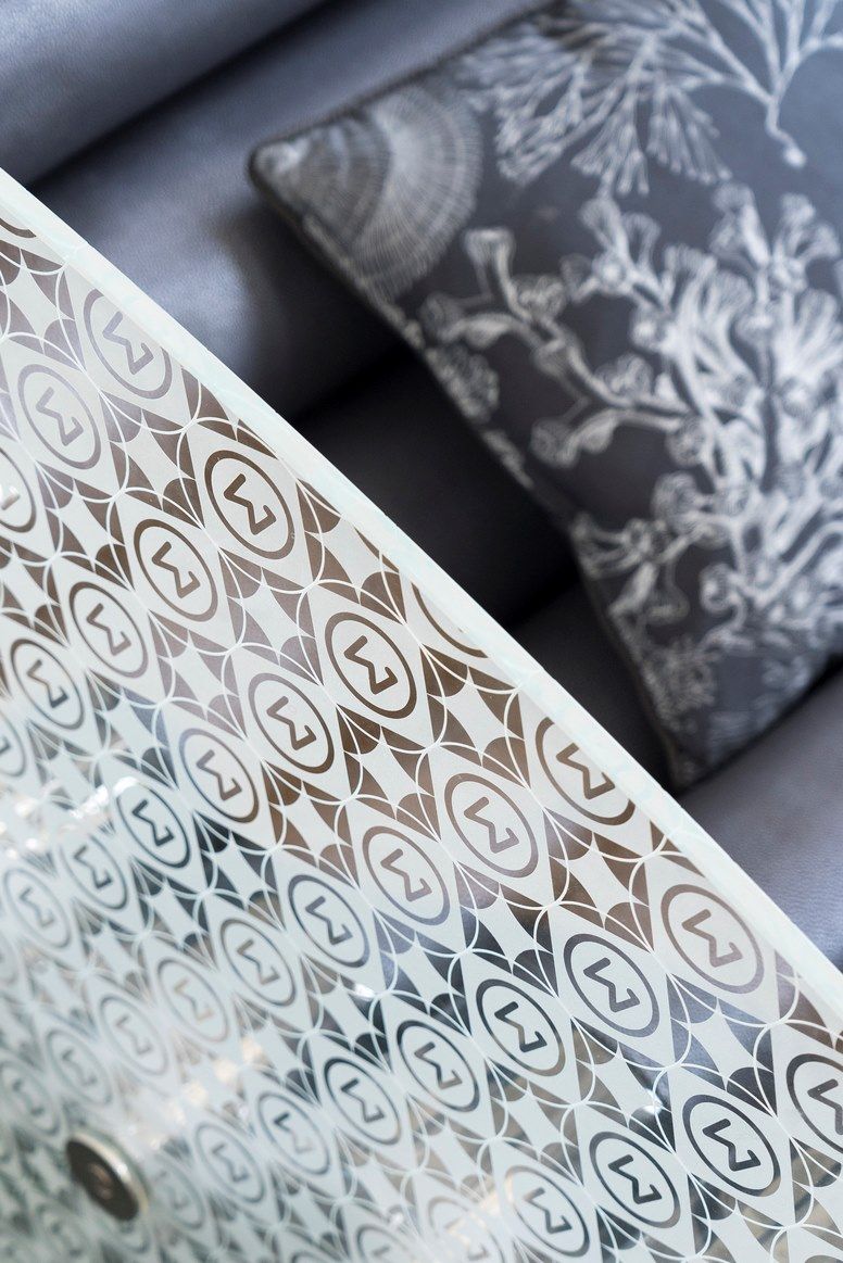 EXCLUSIVE MW 05 PATTERNE | Sofa By Mojow design Olivier Santini