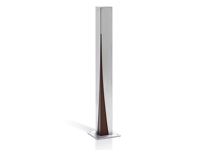 EXPLOSION Corten™ bollard post By Metalco | design Raffaele Lazzari
