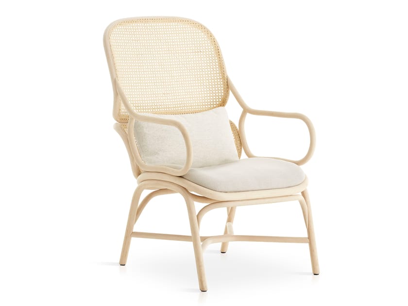 FRAMES Sillón en rattan con brazos By EXPORMIM | design Jaime Hayon