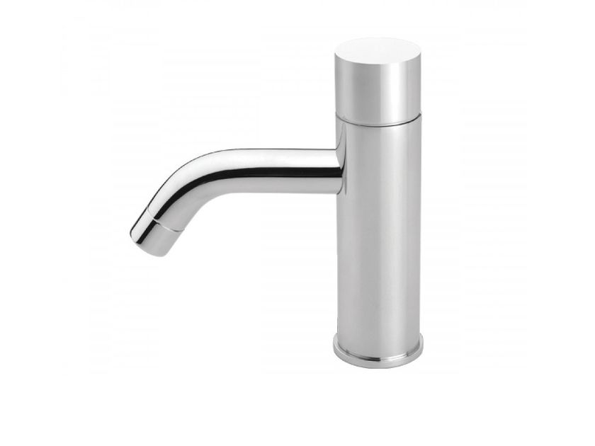 EXTREME LF Infrared Electronic self-closing tap for public WC By Stern