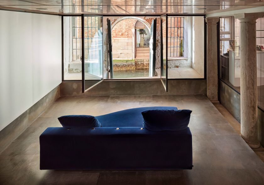 ABSOLU Sofa By Edra | design Francesco Binfaré
