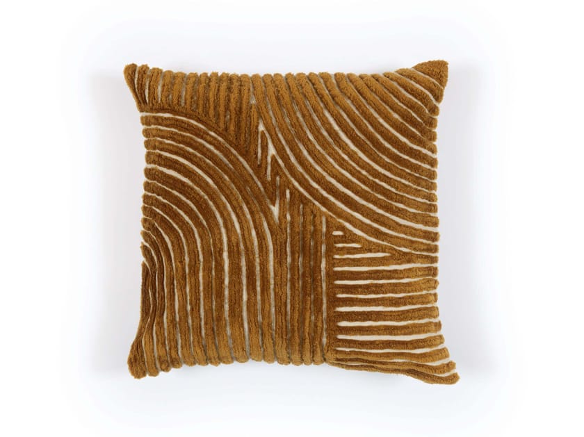 EDMOND Cushion By Élitis