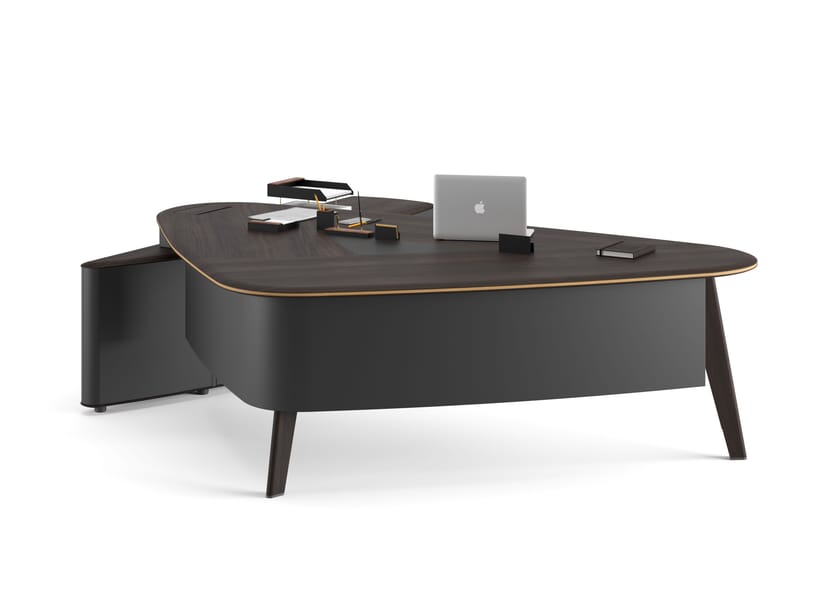 TRIAD Office desk By Ersa