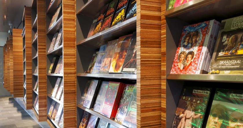 Retail display unit By Plexwood