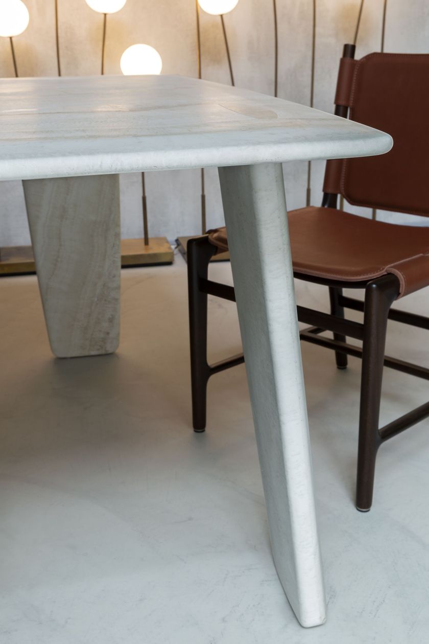 BISCUIT Rectangular marble garden table By Exteta