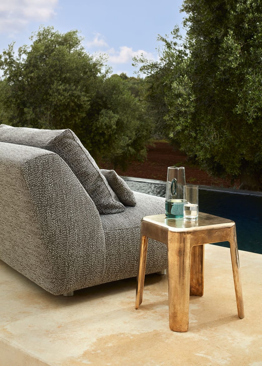 MOONLIGHT Bronze garden side table By Exteta