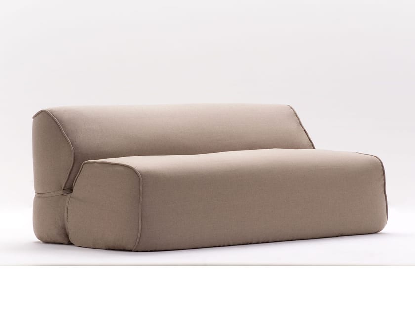 SOFT Garden sofa By Exteta