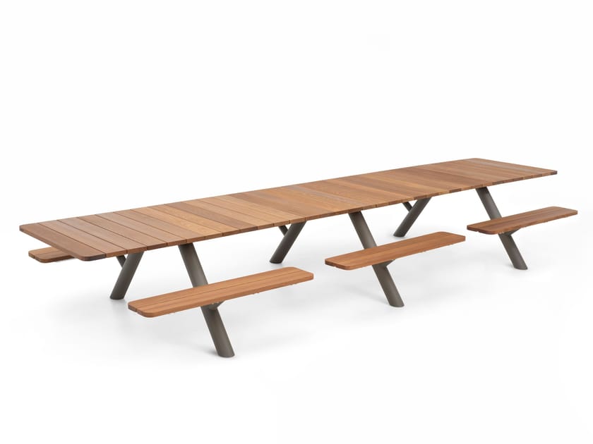 PANIGIRI PICNIC Table for public areas By Extremis