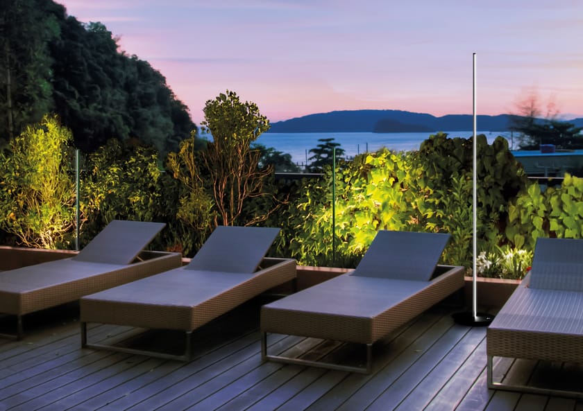 FEELING LED extruded aluminium bollard light By SIMES