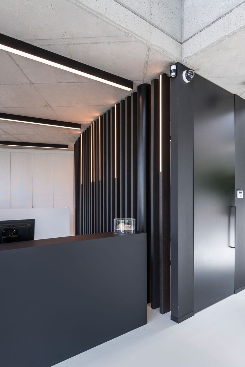 FEMTOLINE 35 FLUSH HE DOWN-UP linear lighting profile By Delta Light