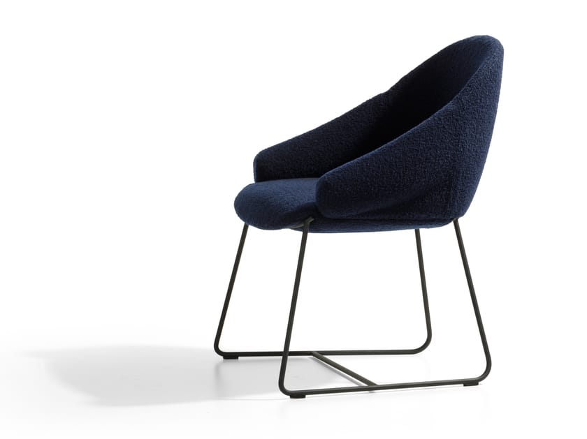 FENDER FD 4095 chair By True Design