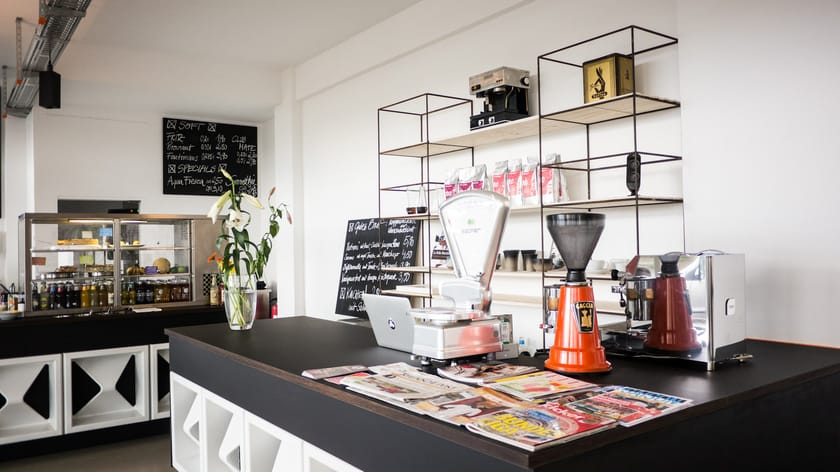 Barra de bar de Fenix-NTM® FENIX NTM® Counters By FENIX NTM