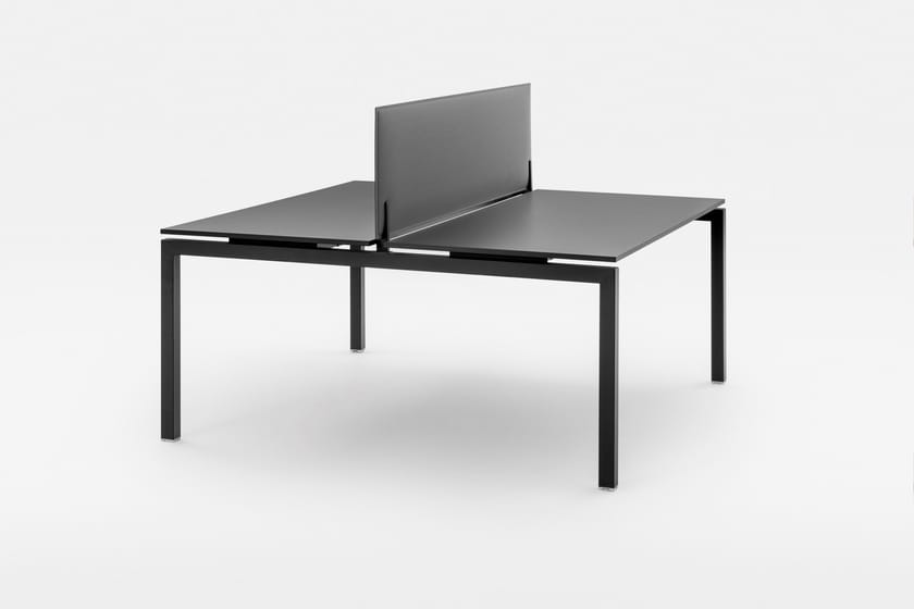 FIFTY 50 BENCH | Office desk with desk screens By Mara