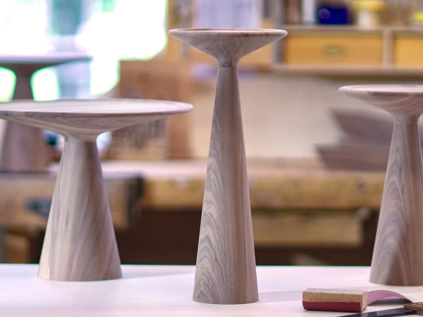 FIGURA 1015 | Table basse ronde Table basse ronde en bois massif By ...