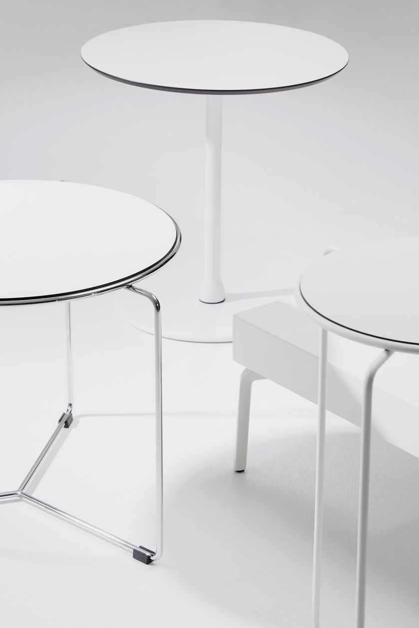 FILO Round laminate coffee table and metal base By VAGHI | design ...