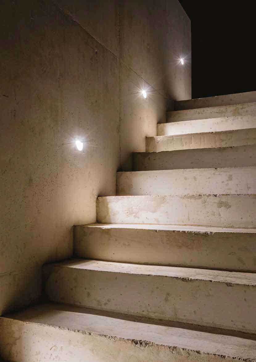 FIN Segnapasso a LED a parete By Cariboni group